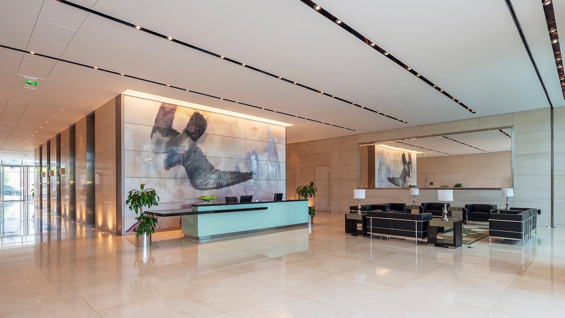 LANDMARK TOWER sa Al Markaziyah, Abu Dhabi, UAE № 132987: mga presyo ...