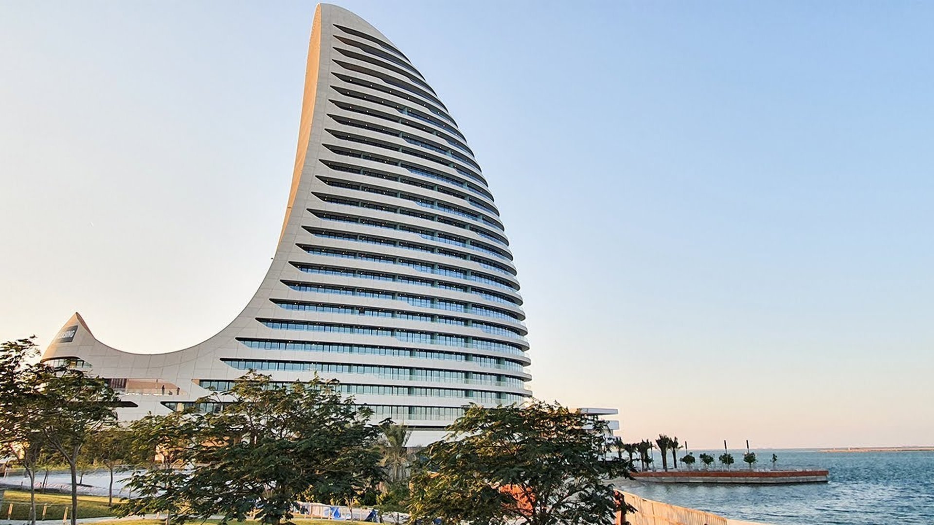 AL SAIL TOWER in Al Raha Beach, Abu Dhabi, UAE № 169047 from «Al Rakha ...