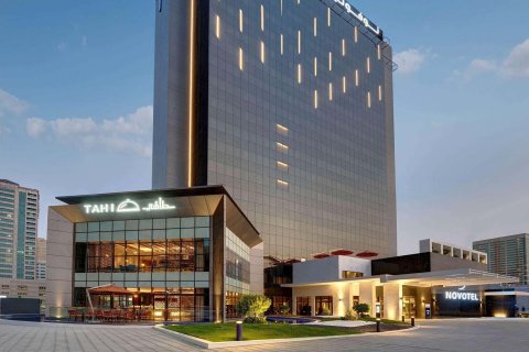 Al Khan: lifestyle, property, infrastructure & attractions | Emirates ...