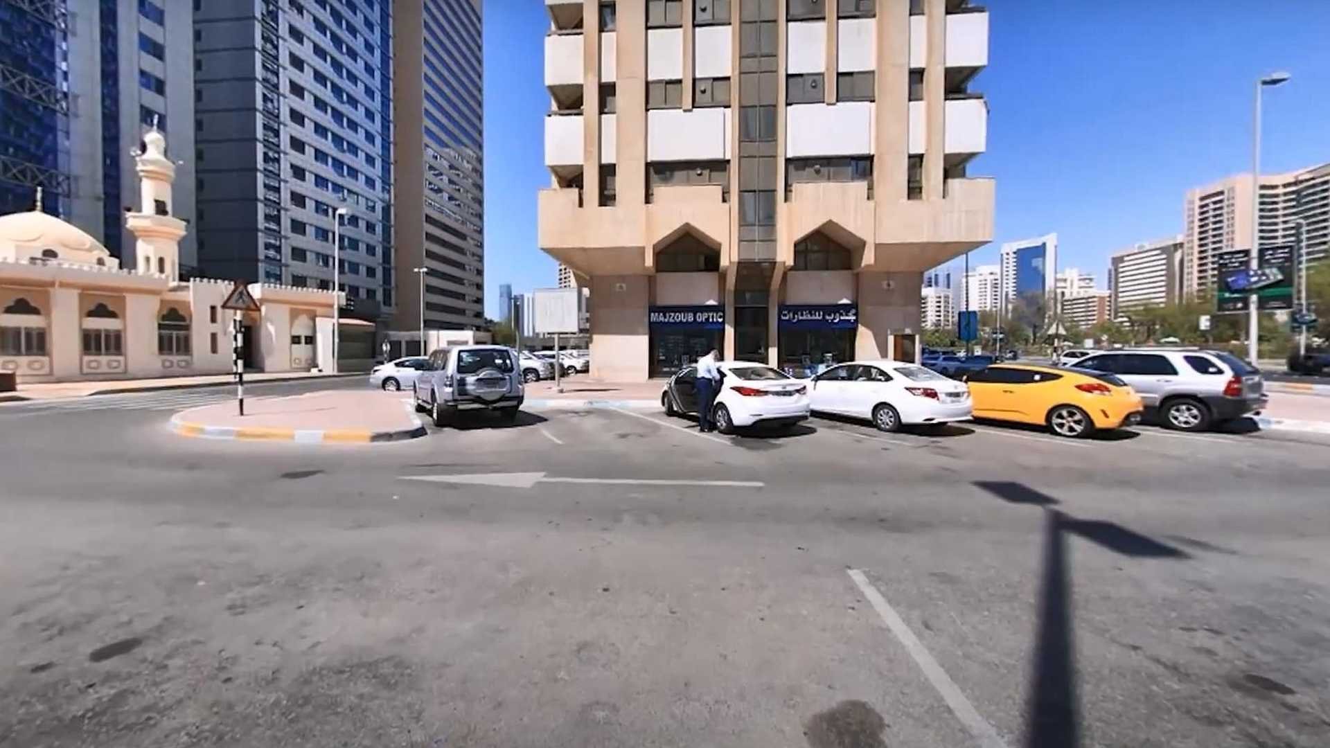 Khalifa Street | Emirates.Estate